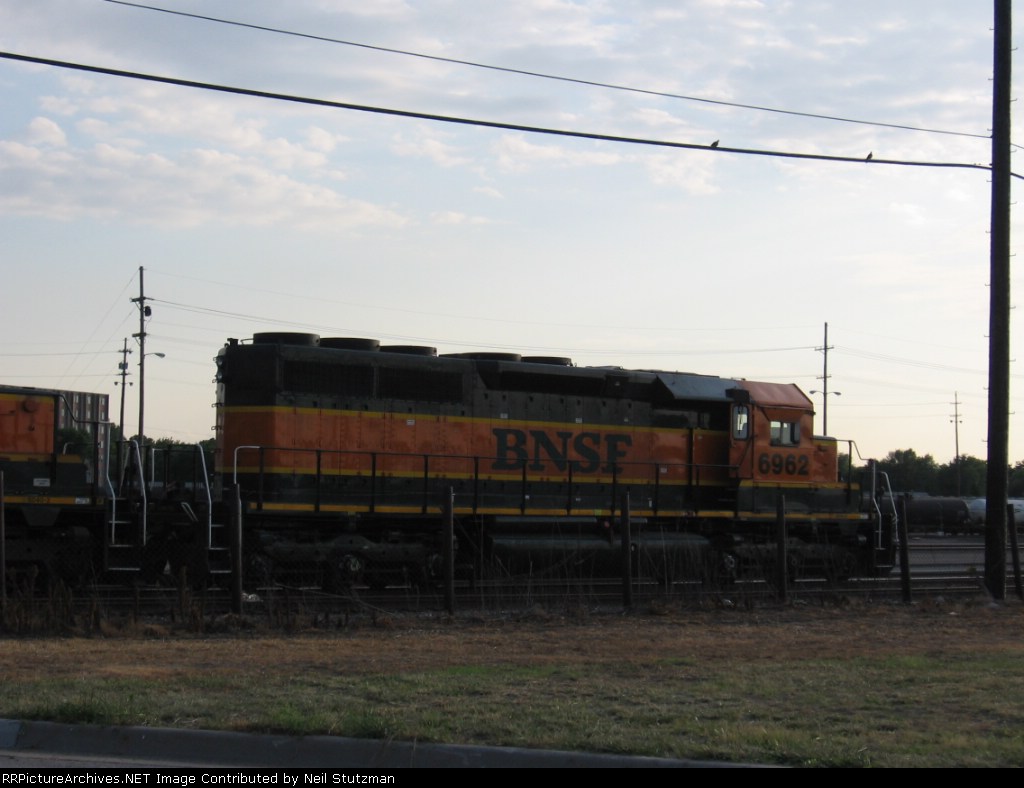 BNSF 6962